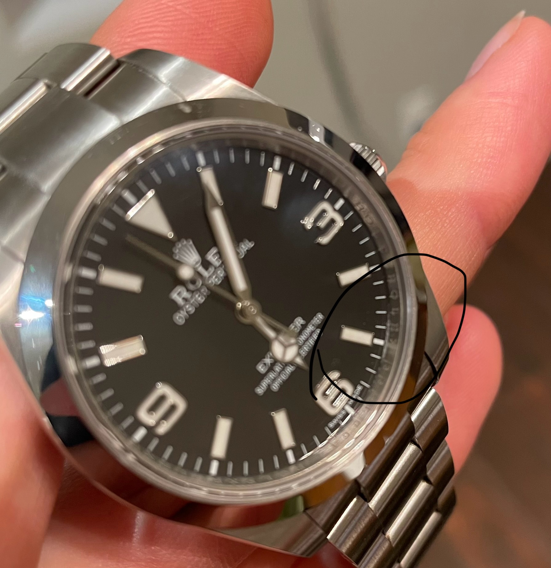 BP Explorer edge of dial showing white material | Replica Watch Info