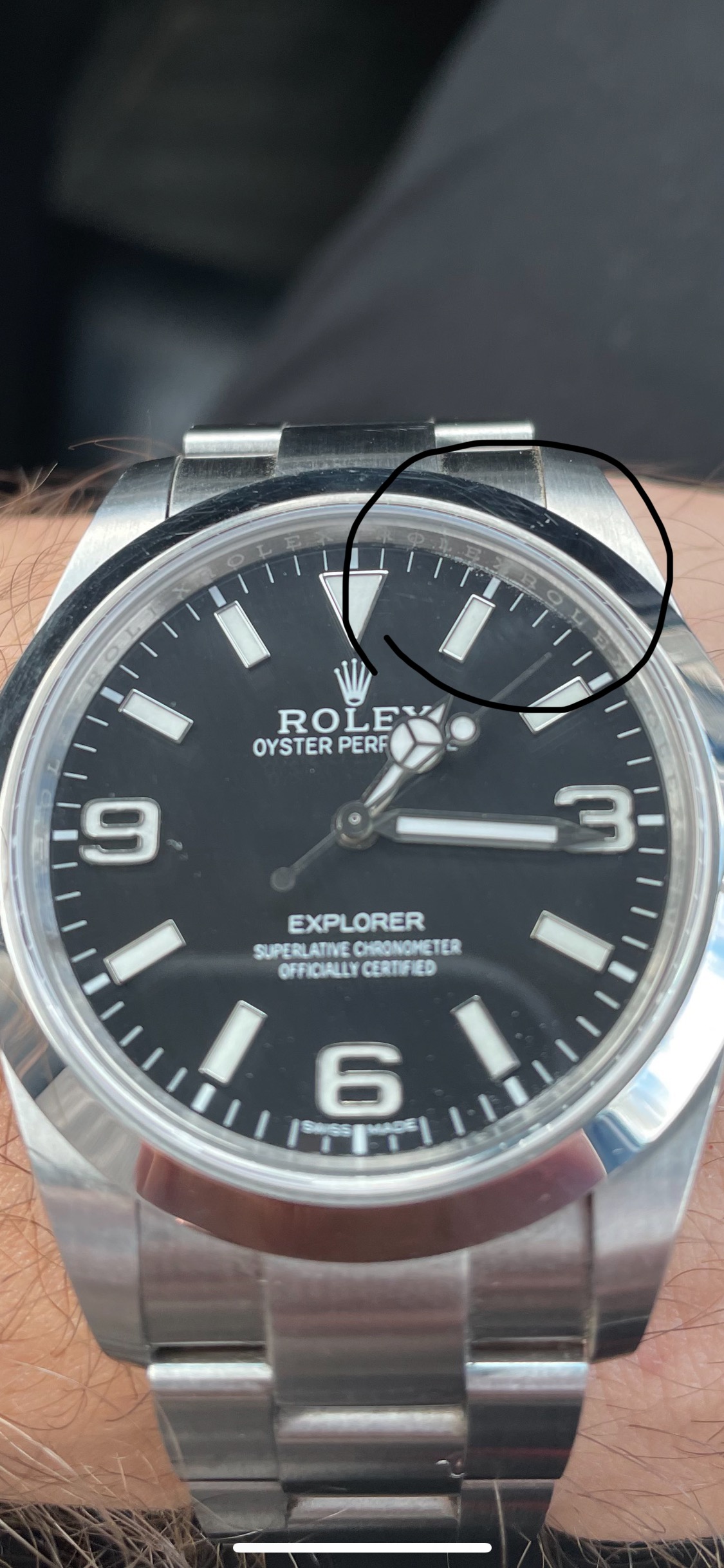 BP Explorer edge of dial showing white material | Replica Watch Info